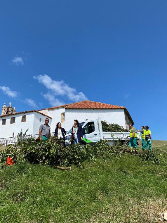 Comienzan los trabajos para eliminar flora invasora en el islote de la ...